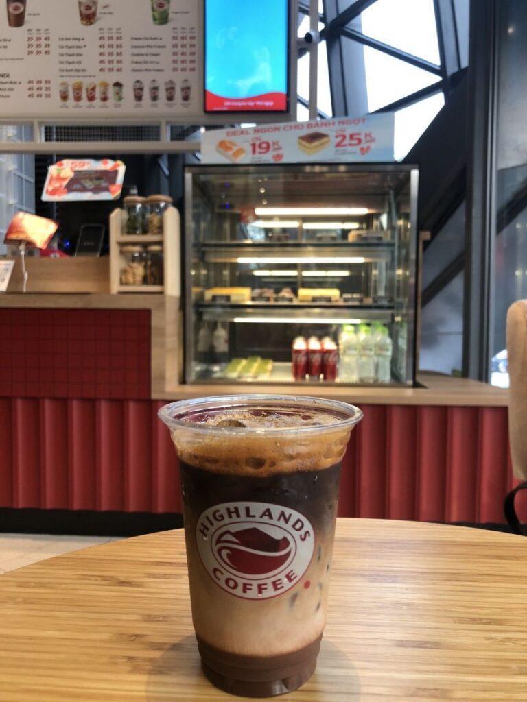Top 30+ hình ảnh ly cafe highland đẹp, chill mới nhất